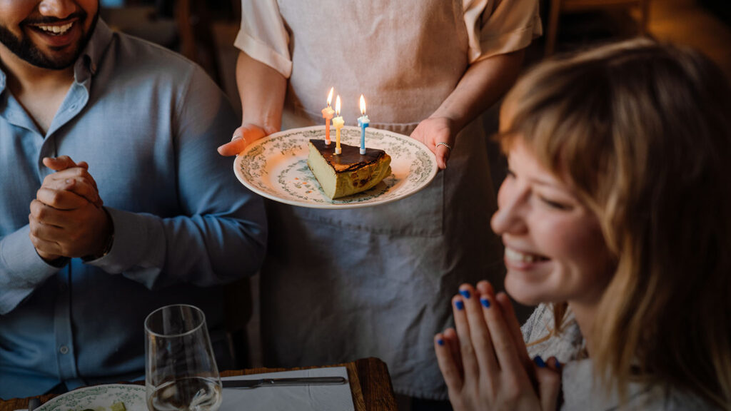 37 Chicago Birthday Ideas: Fun Ways To Celebrate Your Day in Chicago