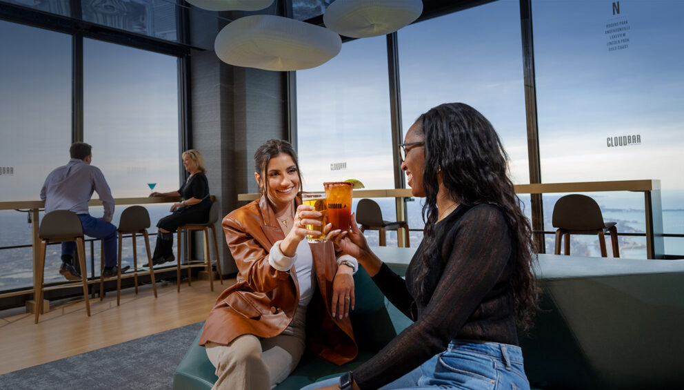 The Unique Experience of TILT & 360 CHICAGO Observation Deck