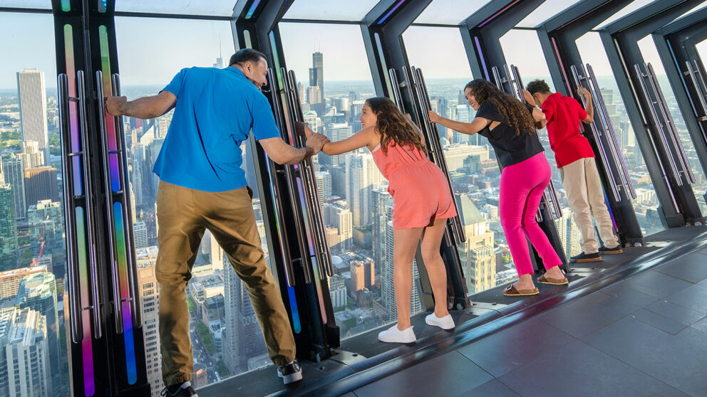 TILT: Chicago's Highest Thrill Ride, Tilting Ledge | 360 CHICAGO