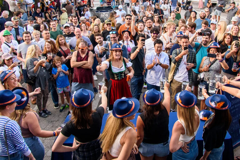 Fall in Chicago: The Best Chicago Fall Activities & Sights | 360 Chicago