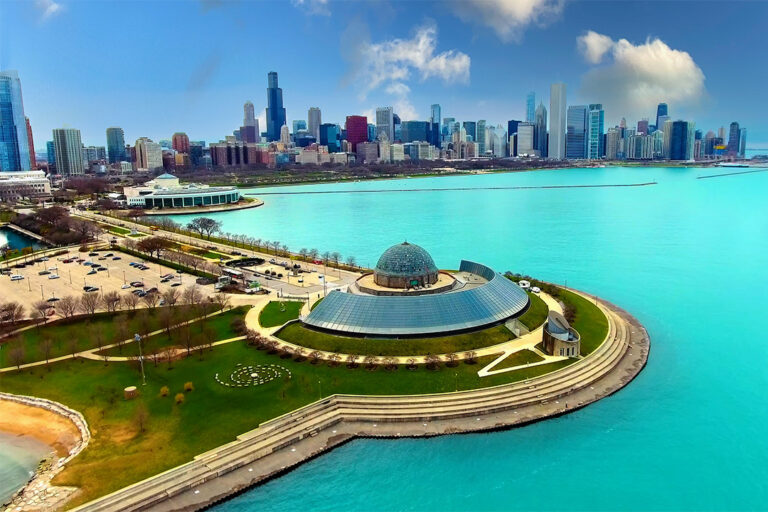 Best Spots in Chicago: Ultimate Tourist Guide | 360 CHICAGO