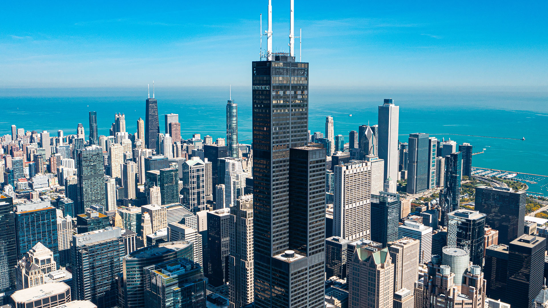 The iconic buildings of Chicago, Illinois | 360 CHICAGO