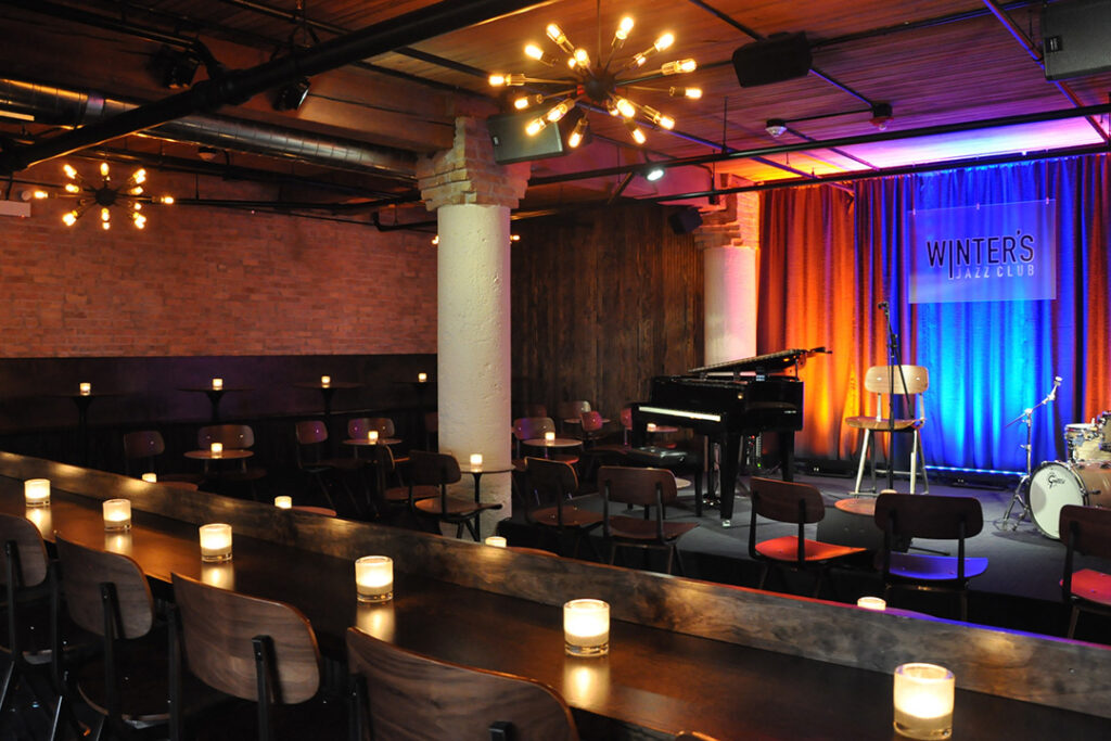 Downtown Chicago Nightlife: Best Clubs & Views | 360 CHICAGO