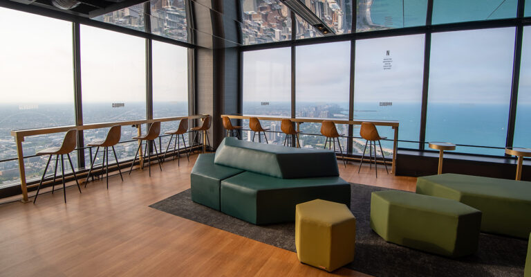 CloudBar at 360 CHICAGO: Bar at former John Hancock Center